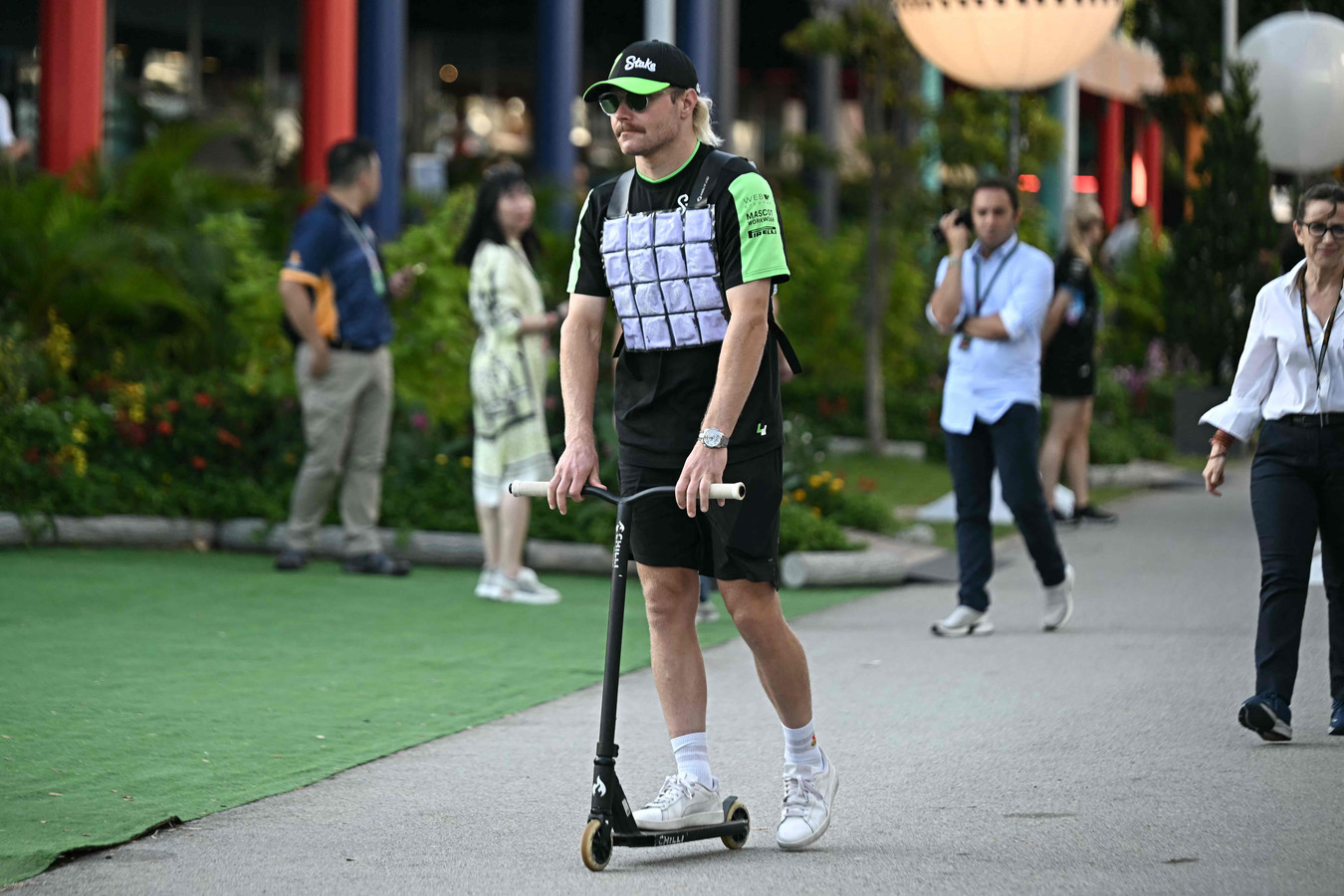 Thijs Zonneveld is bij WK gravel voor een dag ploeggenoot van Mathieu ... Thijs Zonneveld is bij WK gravel voor een dag ploeggenoot van Mathieu ...