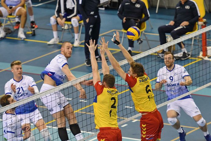Topvolleyballer Dennis Borst houdt het na drie titels, drie bekers en ...