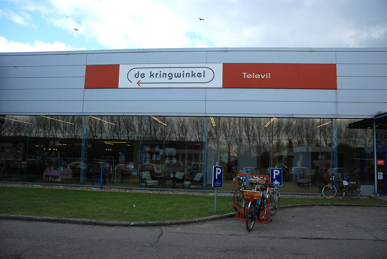 Nieuwe Kringwinkel voor Vilvoorde: “Grotere winkel, meer aanbod” | Foto | hln.be