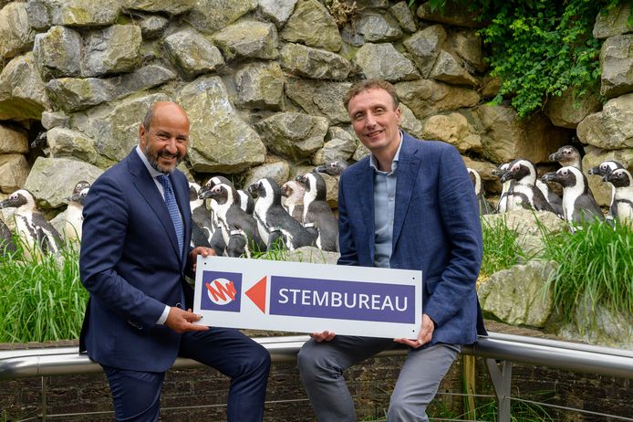Marcouch houdt ‘mars voor de democratie’ naar stembureau tussen de ...