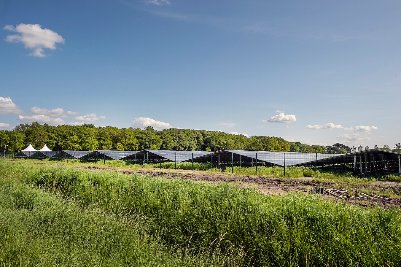 Superbatterij op zonnepark Dassenberg zorgt voor efficiënter gebruik ...