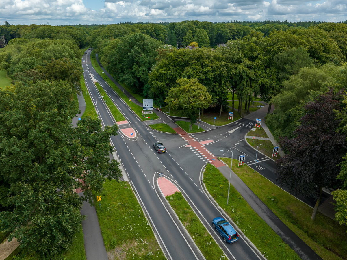 Er wordt massaal te hard gereden op deze beruchte kruising in Putten ...
