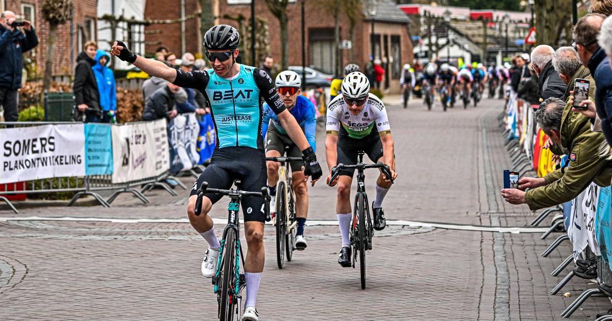 Pech blijft Tim Bierkens achtervolgen: lachend de Rijzendeweg op ...