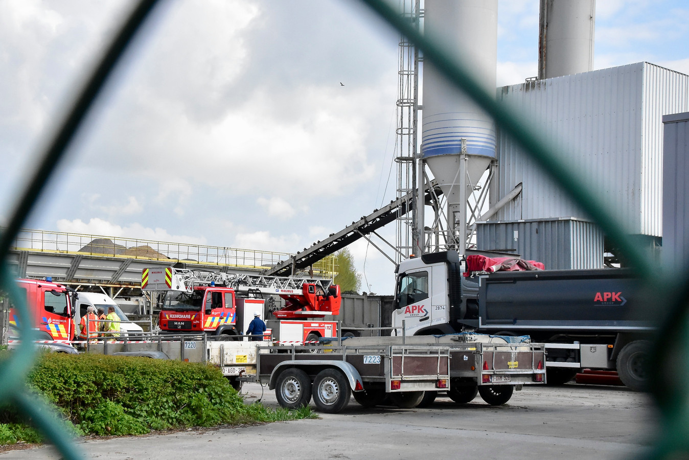 Man levensgevaarlijk gewond bij arbeidsongeval in wegeniswerkenbedrijf ...