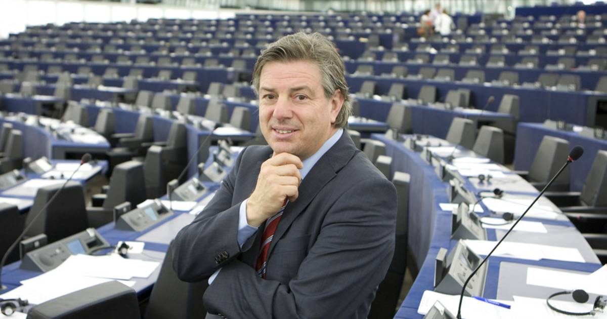 Toine Manders (VVD) lijsttrekker 50Plus bij Europese Verkiezingen ...