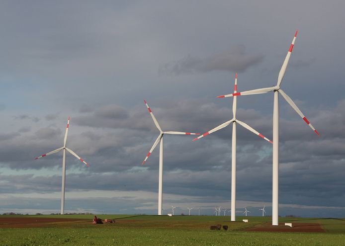 Berkelland wil windmolens dichter bij huizen en streeft naar ‘acht ...