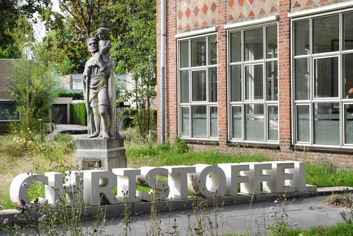 Kerkschatten van Broekhoven zwerven uit: Christoffel naar de ...