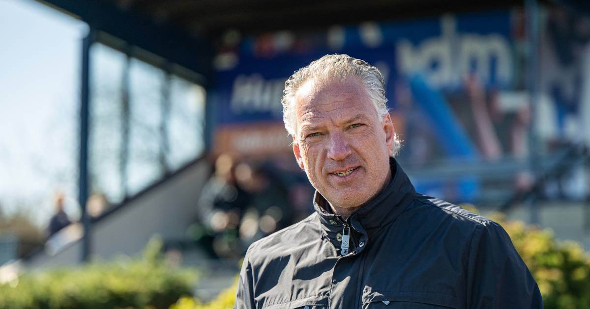 Mattijs Manders liet de voetbalwereld achter zich: ‘Sommige hockeyclubs ...