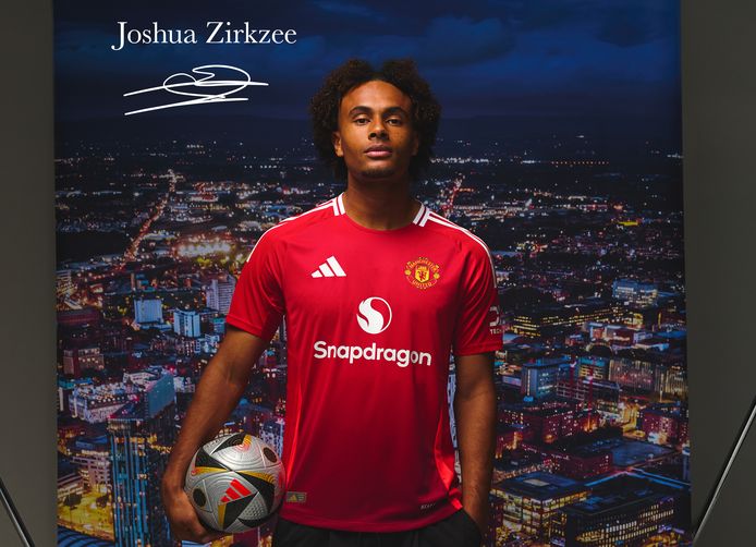 Manchester United presenteert Joshua Zirkzee als nieuwe spits: ‘Een ...