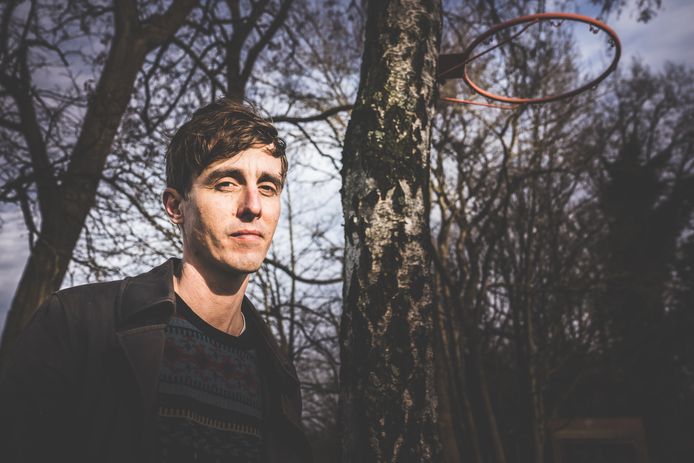 Bert Ostyn (39) viert 20 jaar Absynthe Minded in Vooruit: “Ik heb ...