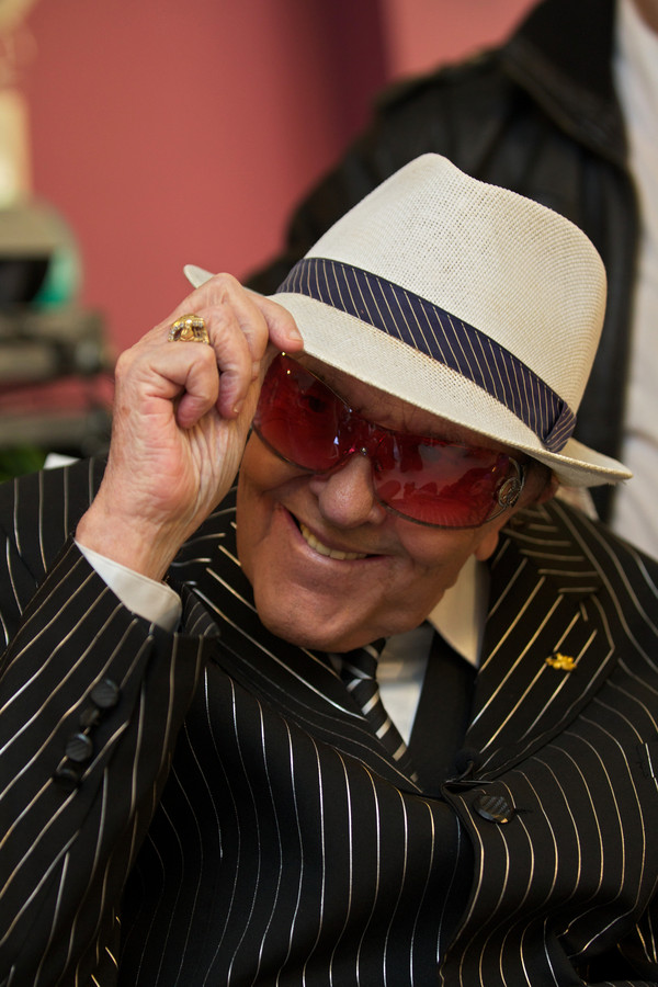 Eddy Wally viert 80ste verjaardag | Foto | hln.be