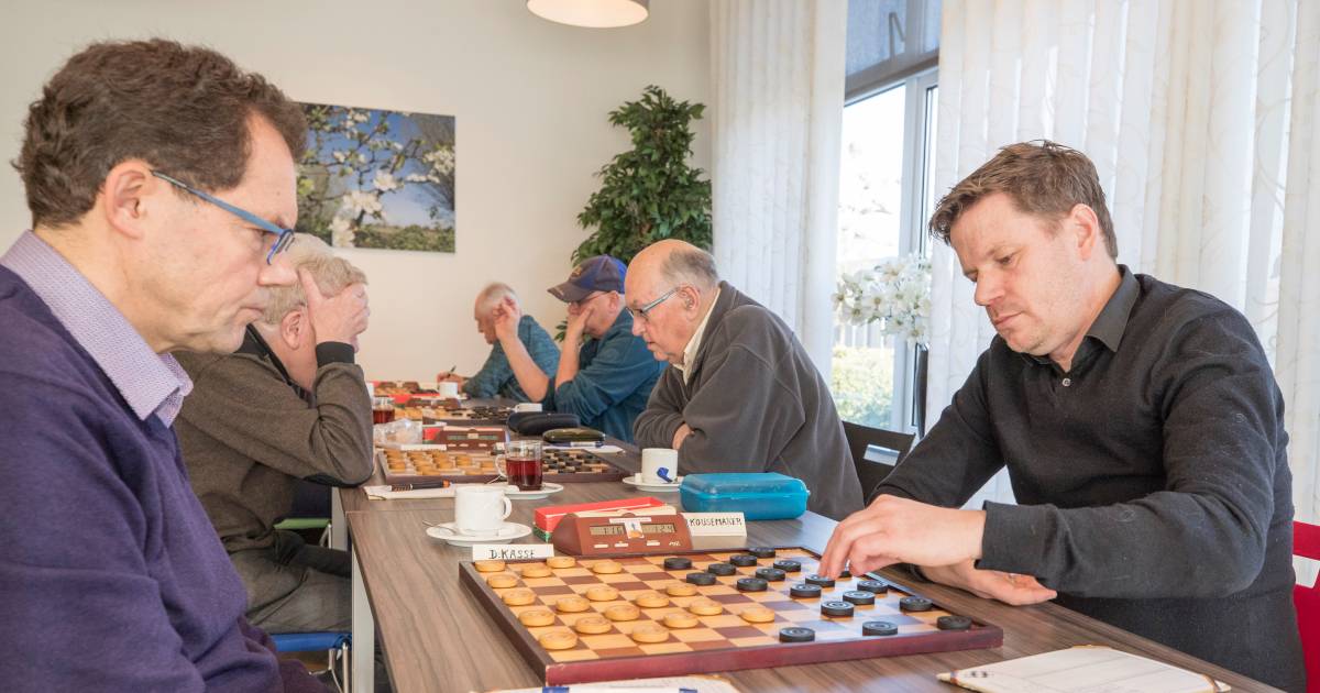 Daaf Kasse kroont zich voor zevende keer tot Zeeuws kampioen dammen ...