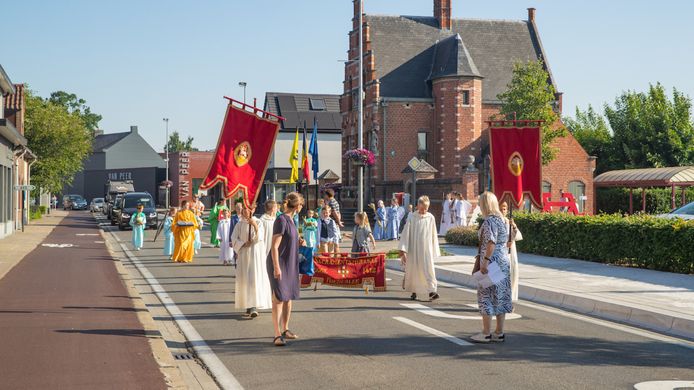 Drie dagen feest aan de Heggekapel in Poederlee: “Voor het eerst ...