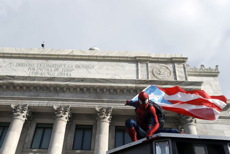 Spider-Man blijft bij protesten tot de verbeelding spreken | De Morgen