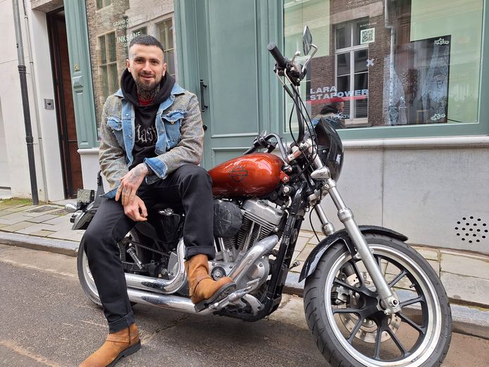 NET OPEN. Cristian (32) opent eigen Inksane tattoosalon: “Ik zet al ...