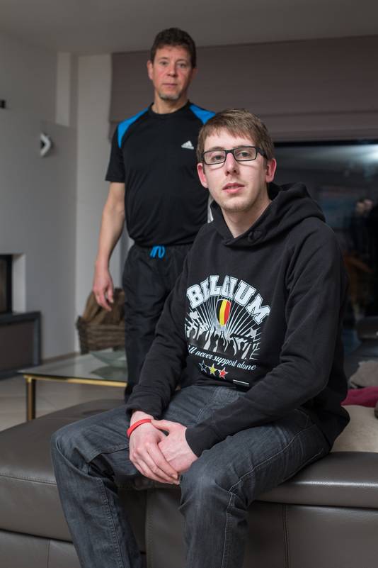 Zoon ex-Rode Duivel krijgt 1 miljoen na dronken ongeval | Rode Duivels ...