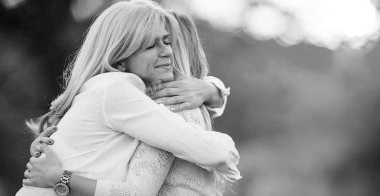 Heb je een hekel aan knuffelen? Dít kan de oorzaak zijn | Libelle