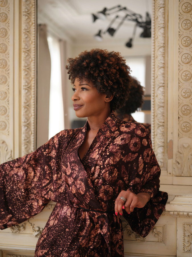 Sylvana Simons: ‘Ik ben relaxter als oma dan als moeder’ | Foto ...
