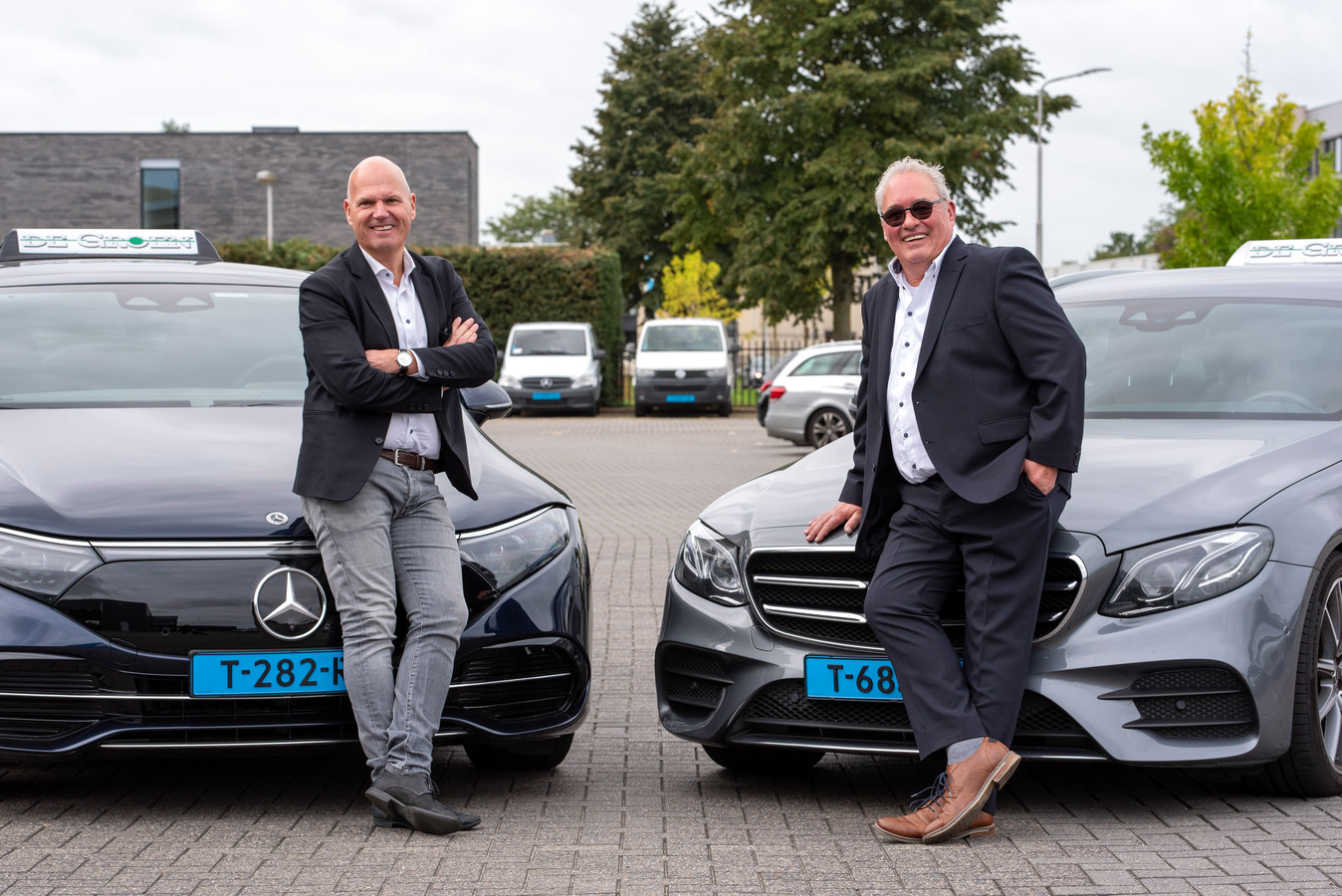 Zestig jaar staan de taxi’s van De Groen dag en nacht klaar, behalve ...