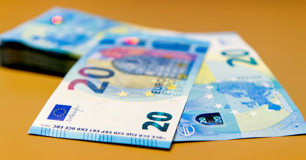 Waarschuwing voor vals geld in Sneek | Friesland | AD.nl