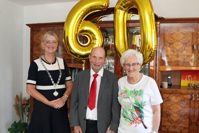 Ook na 60 jaar huwelijk zijn Tinus en Gerrie uit Gorinchem nog dol op ...