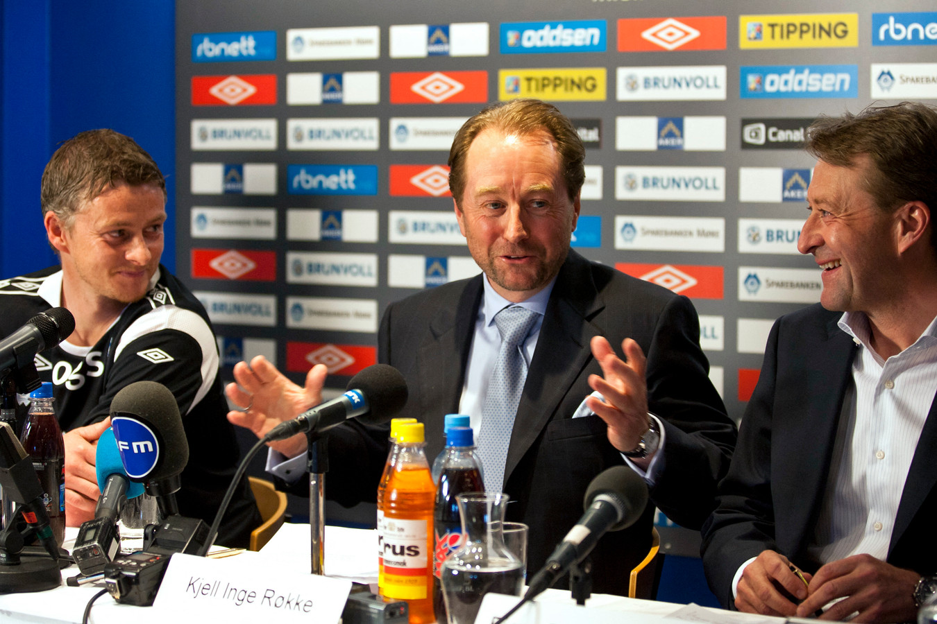 Van visser tot miljardair en vriend van Bill Clinton: het verhaal ...