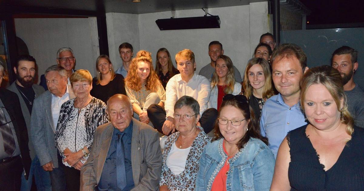 Joseph (84) en Astrid (78) vieren 60ste huwelijksverjaardag | Knokke ...