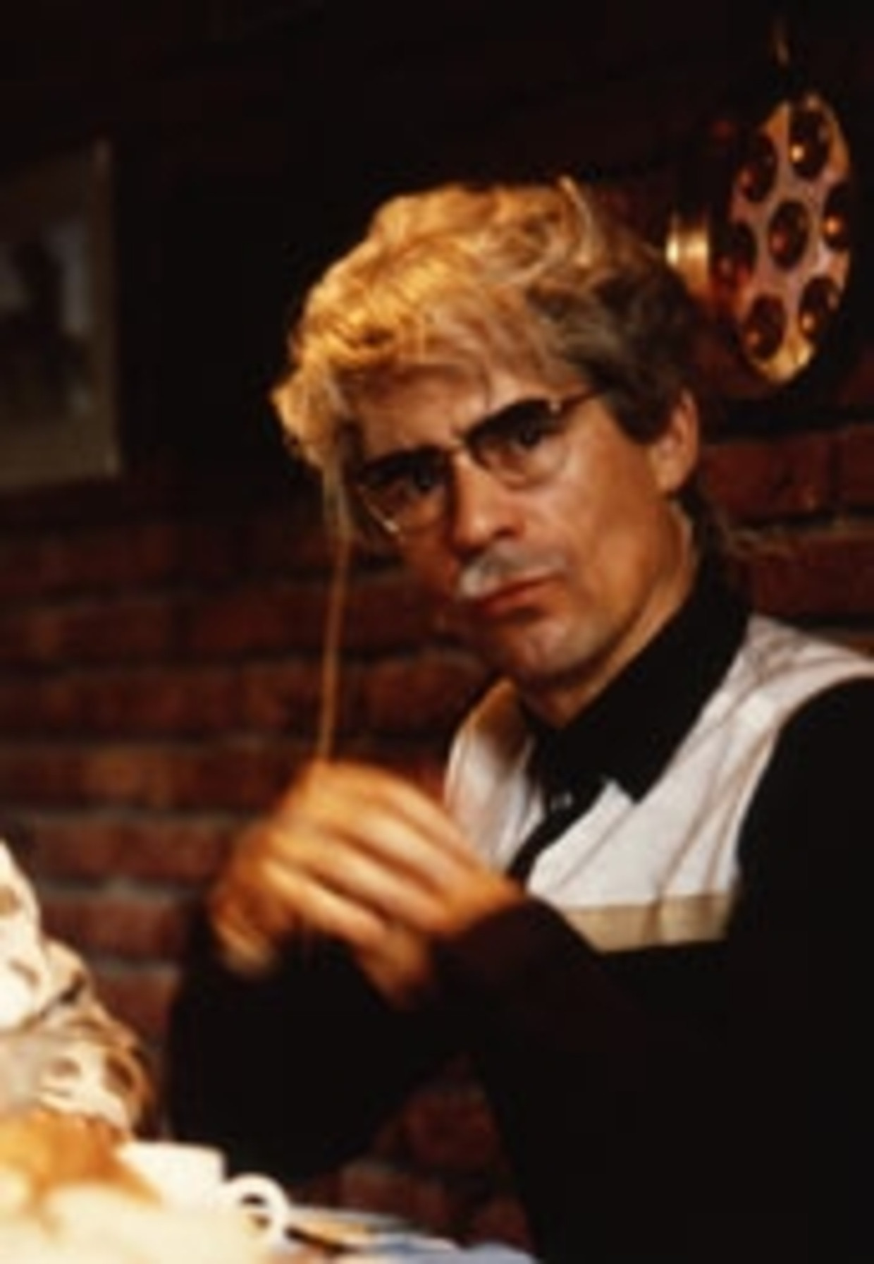 De Zaak Van Der Laak Humo 7210