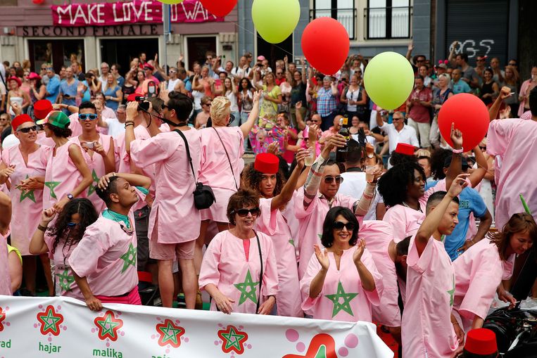 De eerste Marrokaanse Canal Parade Boot | De Volkskrant