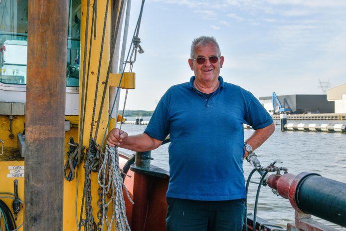 Meindert (67) stapt al vijftig jaar elke dag op een viskotter: ‘Ik ben ...