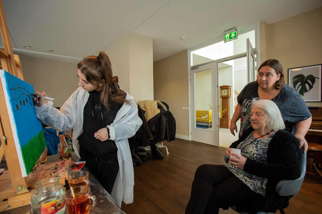 Ouderen met dementie en leerlingen Pax Christi samen in kunstproject: ‘Ontmoetingen zijn ...