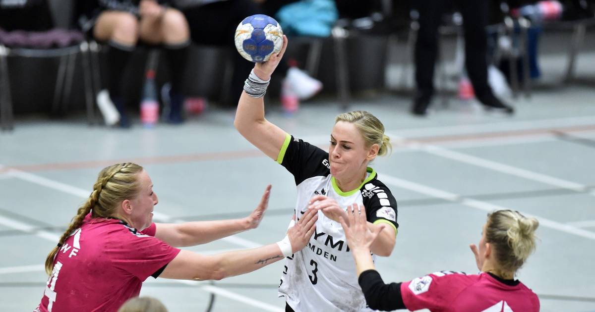 Maura Visser en René Cloo begeven zich samen op de handbalmarkt ...