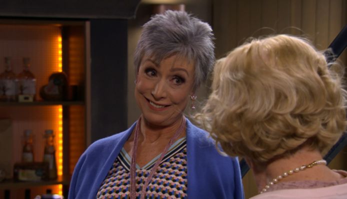 VIDEO. Greet Rouffaer vertolkt sinds vanavond gastrol in ‘Thuis’ | TV ...