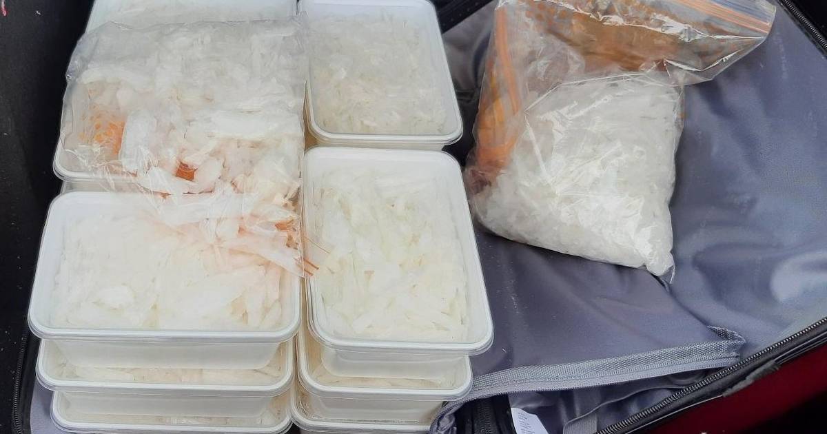 Poolse drugskoerier aan de grens bij De Lutte gepakt met 6,5 kilo ...