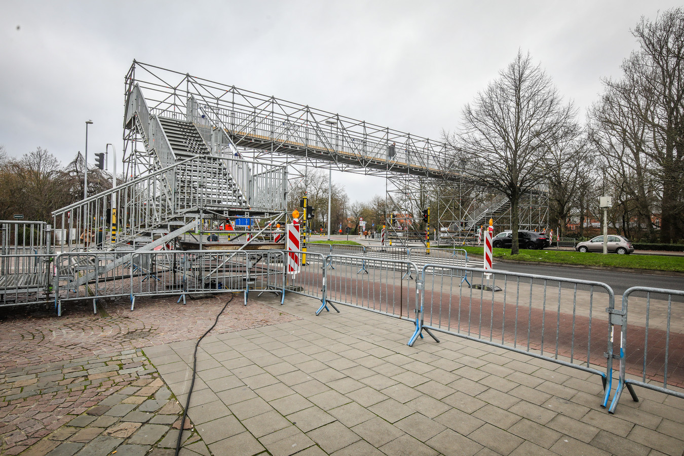 Brugge wil ondergrondse doorgang voor voetgangers en fietsers aan ...