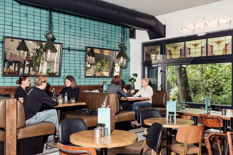 Het vernieuwde Oslo Beers schenkt Amsterdamse dranken | Het Parool