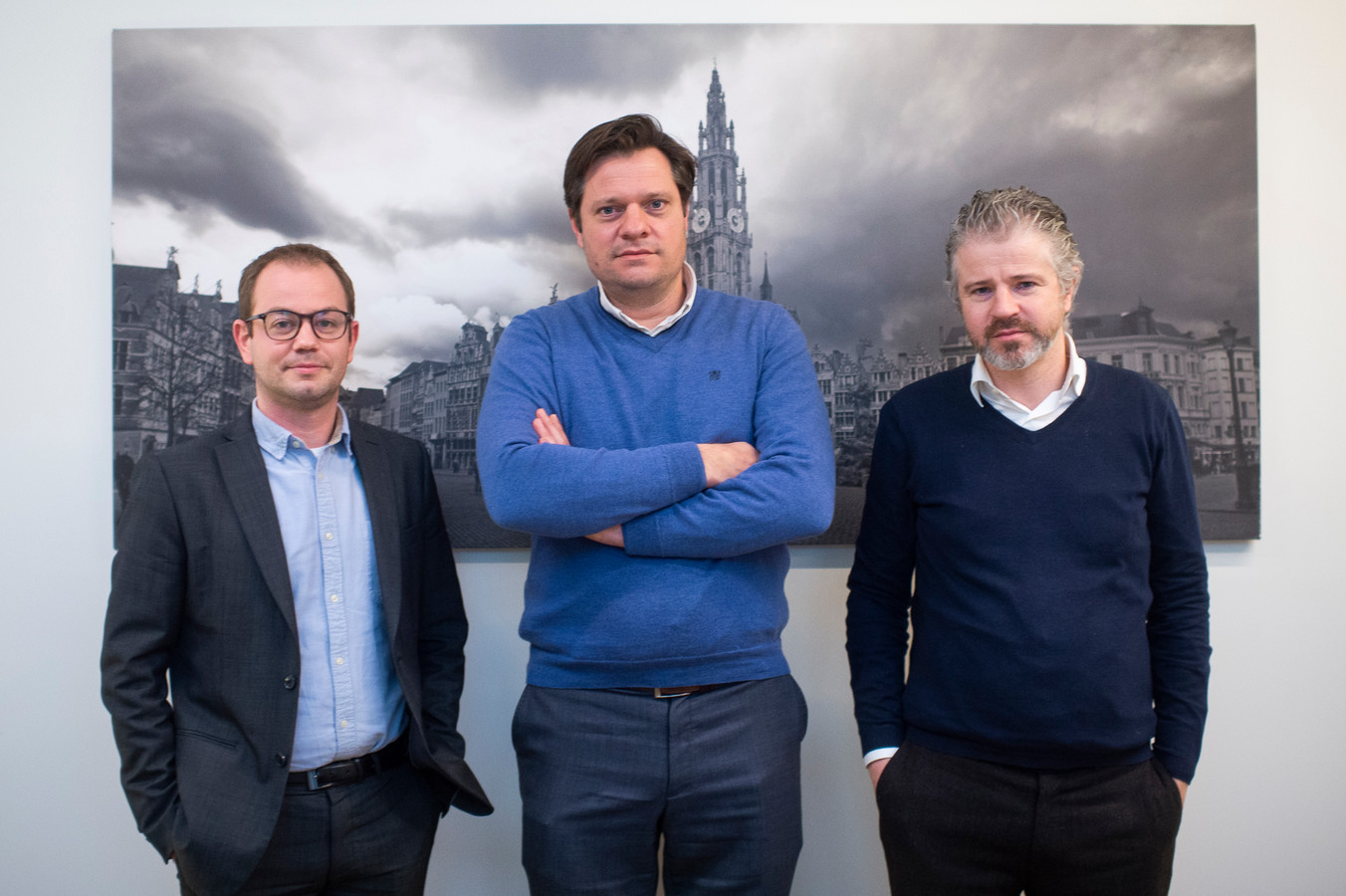 Advocaten tonen aan hoe onschuldige plots moord bekende: “Ge moogt nog ...