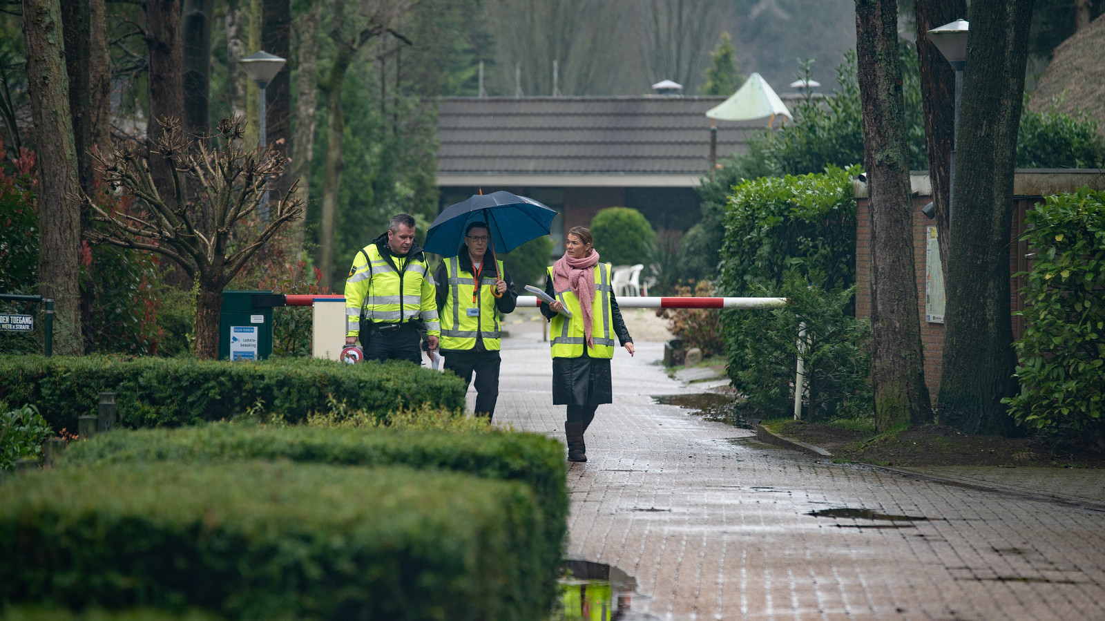 De strijd tegen de schimmige wereld achter de slagboom van Veluwse ... De strijd tegen de schimmige wereld achter de slagboom van Veluwse ...