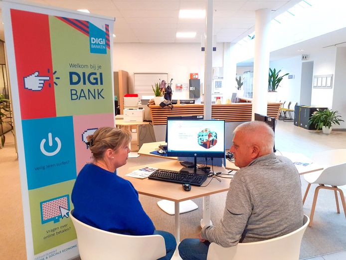 VDAB opent nieuwe Digibank in Vilvoorde | Vilvoorde | hln.be