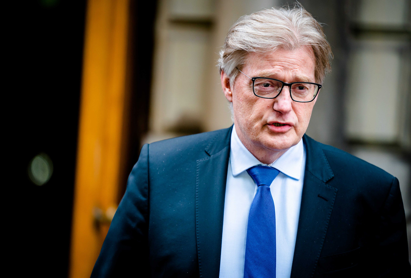 Van Rijn begrijpt onzekerheid onder zorgmedewerkers: richtlijnen kunnen ...