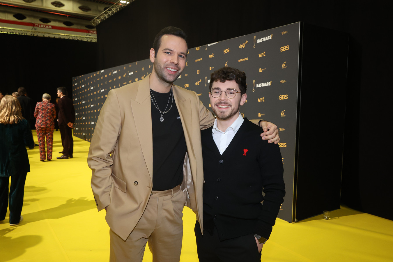 Lotte Vanwezemael stelt vriend Max voor en prinses Delphine schittert in bijzondere outfit: dit ...