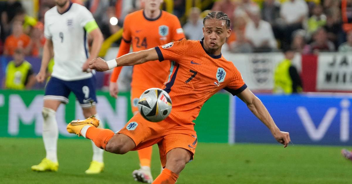 Xavi Simons met prachtige uithaal op een na jongste doelpuntenmaker ...