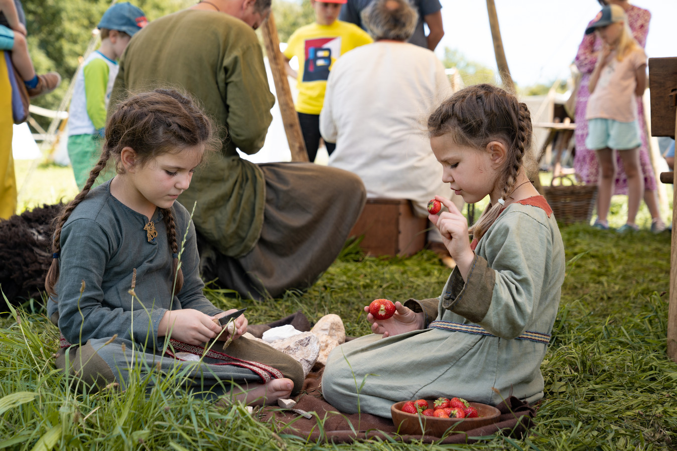 Op bezoek bij ridders en Vikingen op middeleeuws spektakel Condacum ...