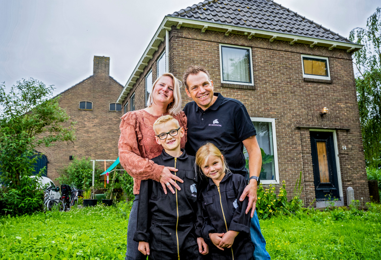 Stadsboerderij in de polder: ‘Het is net Ik Vertrek, maar dan 4 ... Stadsboerderij in de polder: ‘Het is net Ik Vertrek, maar dan 4 ...