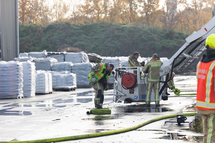 Brand bij pelletverwerkend bedrijf Pelcon | Ham | hln.be