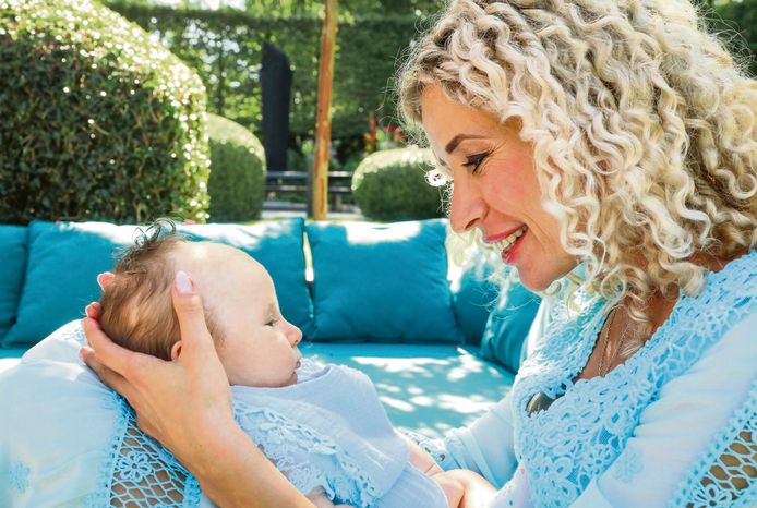 Harry en Olga stellen hun dochter voor: "Door de pijn van de bevalling ...