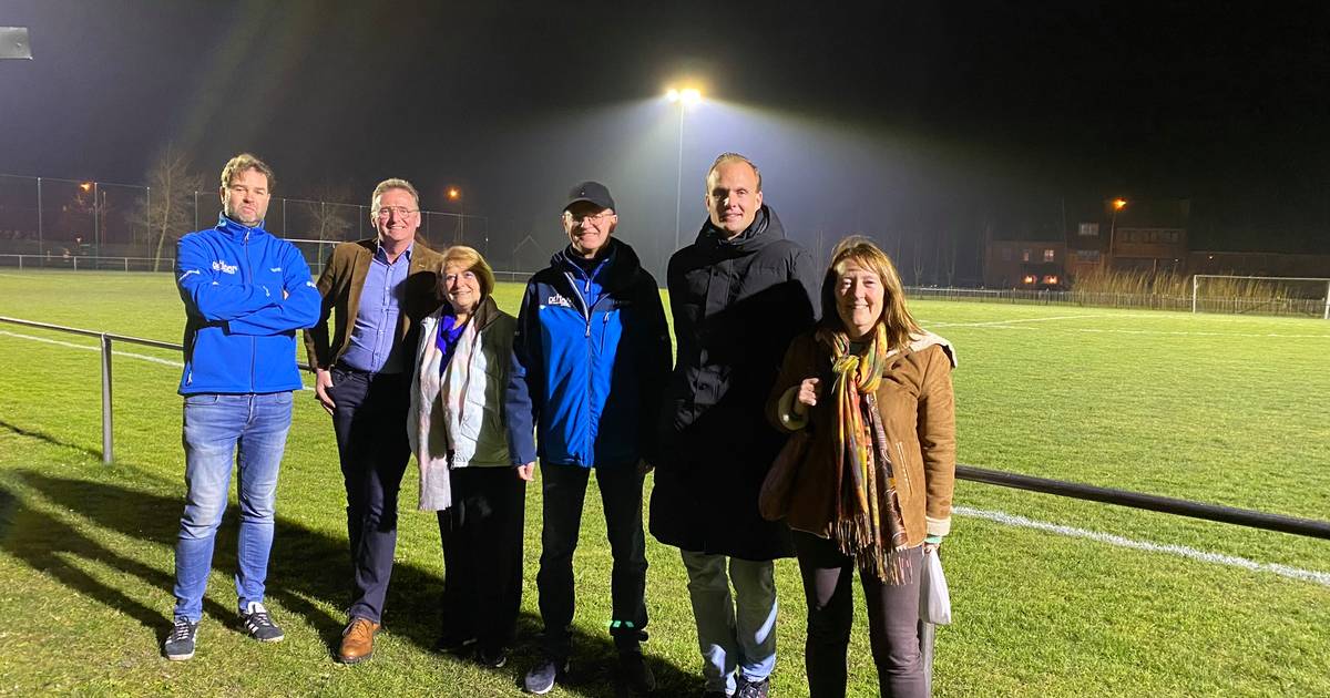 Nieuwe ledverlichting op sportterreinen in en rond Haneveld | De Haan | hln.be