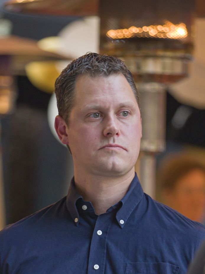 Zwemclub RZC neemt in Doelum afscheid van geliefde hoofdtrainer Egwin ...