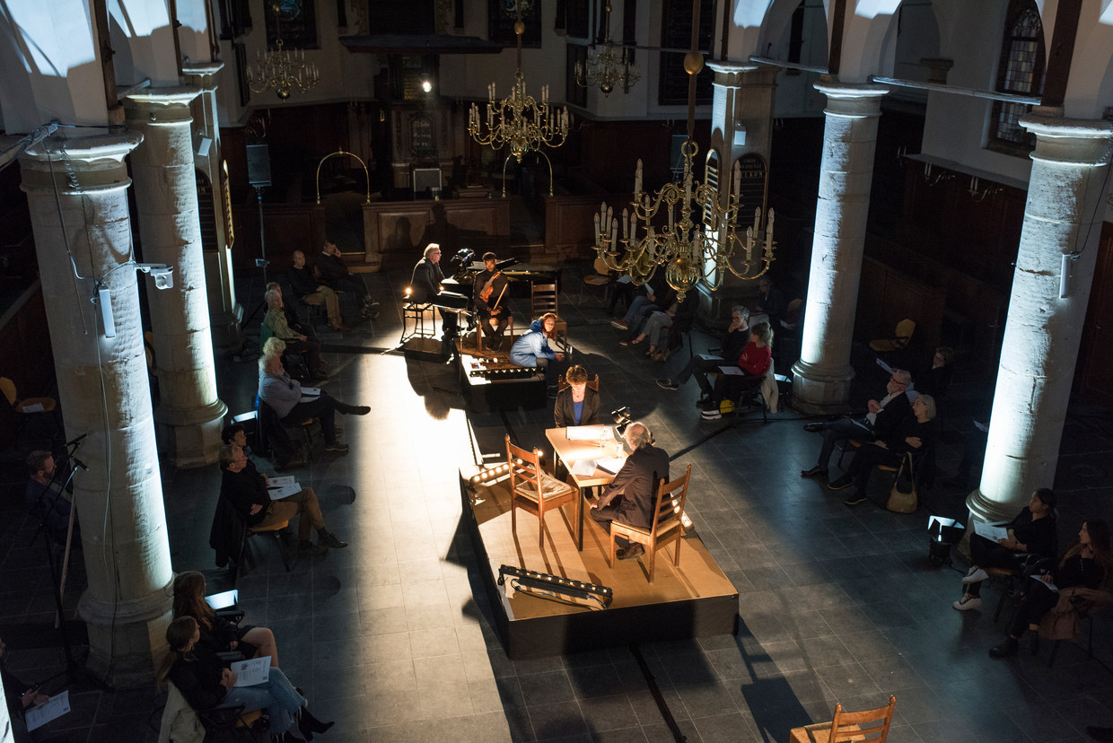 De slimme, subtiele muziek van Far Cries 401 weet een uur lang te ...