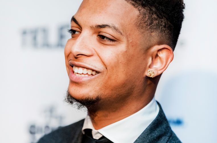 Experts: "Ronnie Flex inspireert jongeren om af te kicken van wiet"